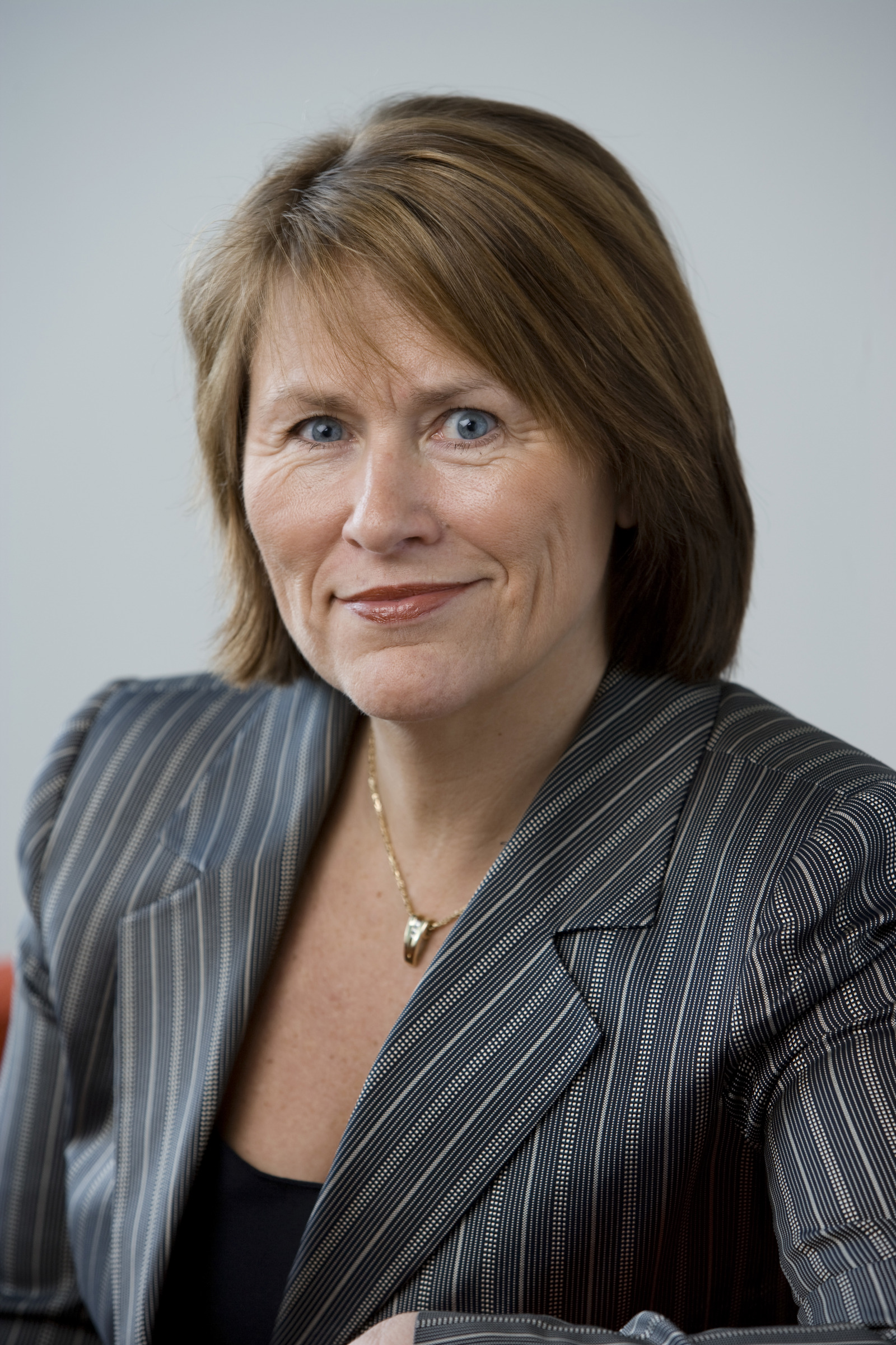 Bilder av tidligere justis- og beredskapsminister Grete Faremo